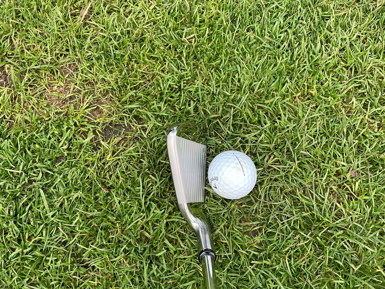 Callaway XR Package Set vs Strata Golf Package Set | Golf Monthly