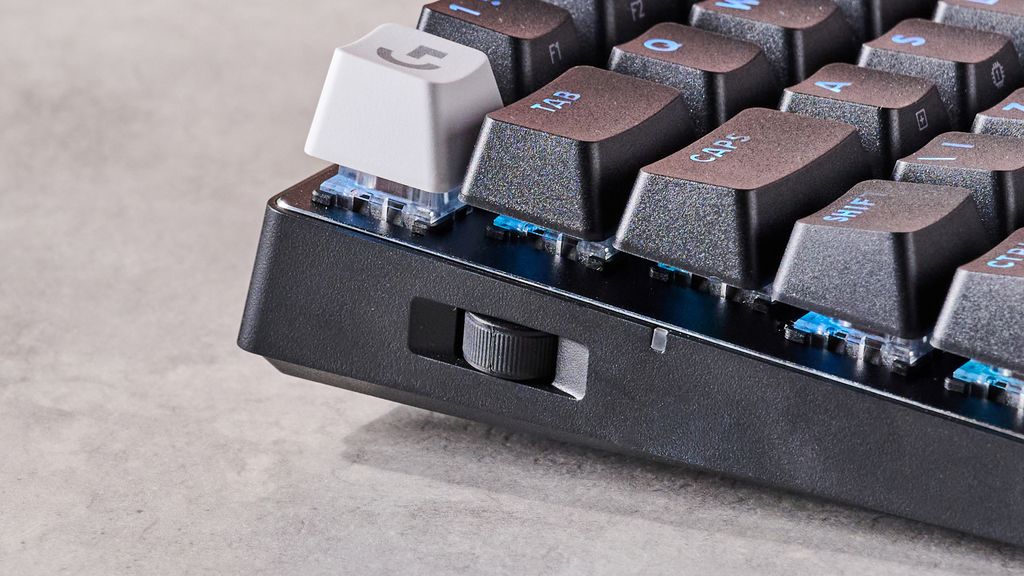 Logitech Pro X 60 Lightspeed Wireless Gaming Keyboard review: a small ...