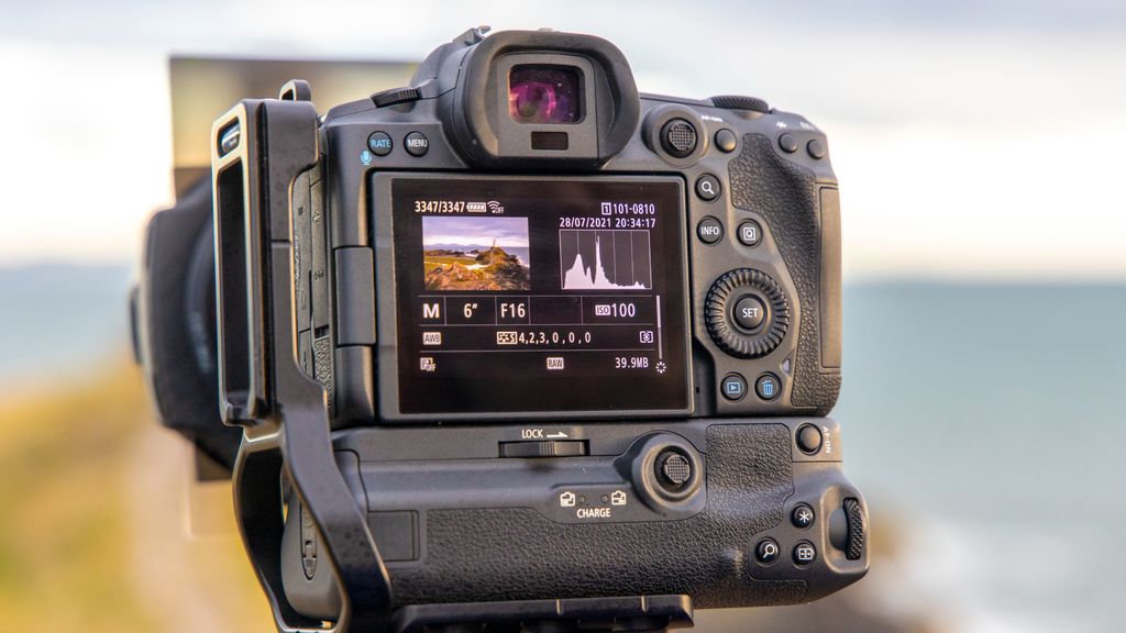 Photography cheat sheet: How to read a histogram | Digital Camera World