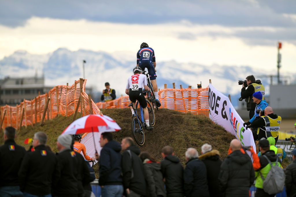 Cyclo-Cross World Championships: Ryan Kamp wins U23 men's title ...