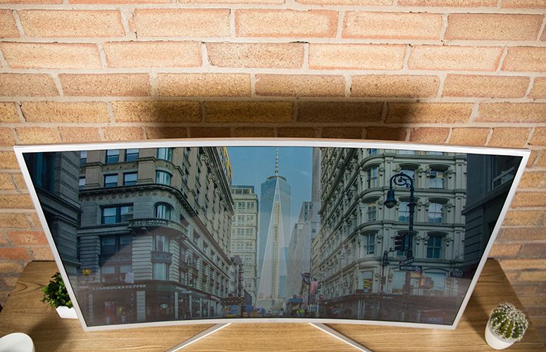 AOC 40-inch 4K Monitor (C4008VU8) - Full Review and Benchmarks | Laptop Mag