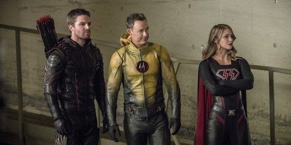 The Insane Reason Nazis Invaded Earth-1 In The Arrow-verse Crossover ...