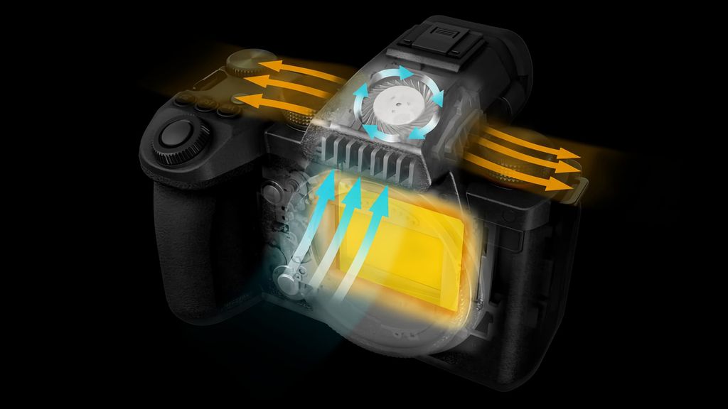 Panasonic Lumix S5 II vs S5 IIX | Digital Camera World
