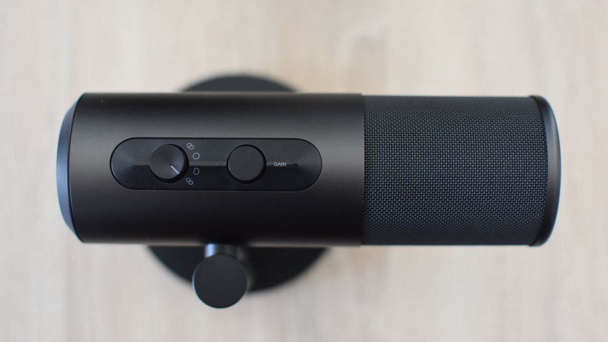 EPOS B20 review: A solid streaming microphone | Tom's Guide