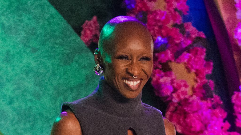 I Don’t Get How Cynthia Erivo’s Ab-Baring Top Stays In Place, But She’s ...