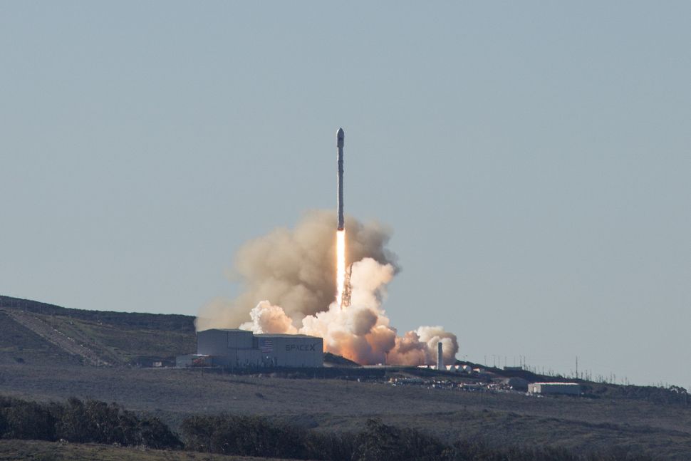 Photos: SpaceX's Return-to-Flight Rocket Launch and Landing Success | Space