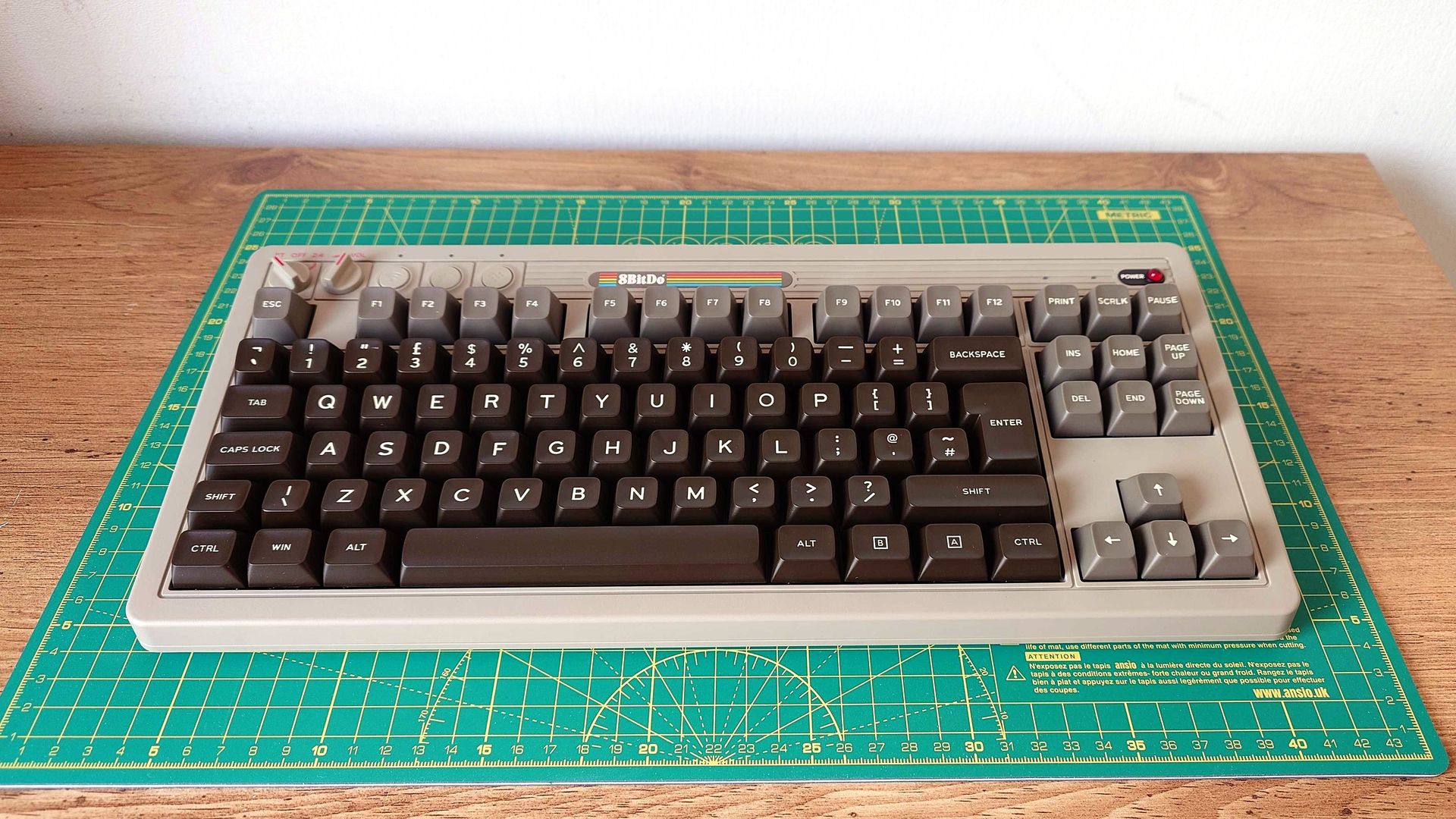 This mechanical keyboard will fulfill your modern C64 dreams | Windows ...