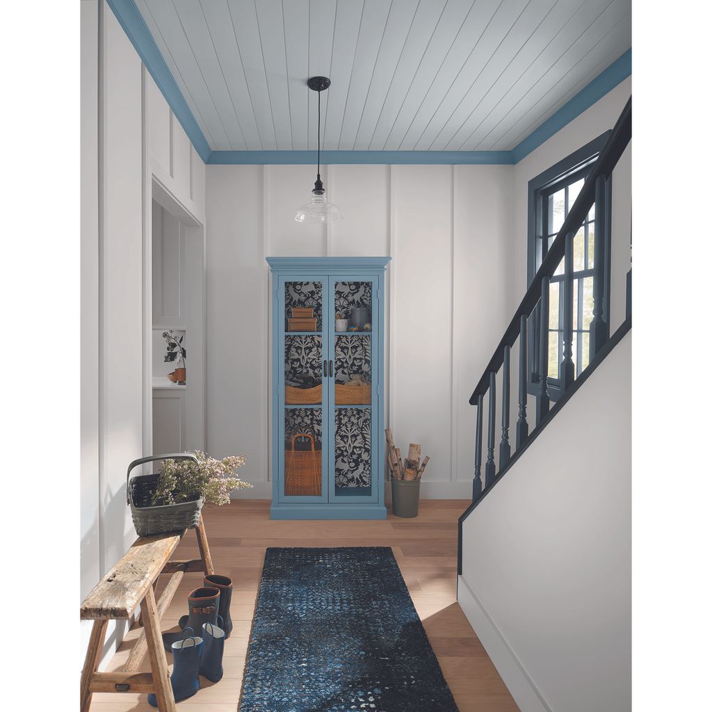 Stair Handrail Colors — What Should I Pick? | Livingetc