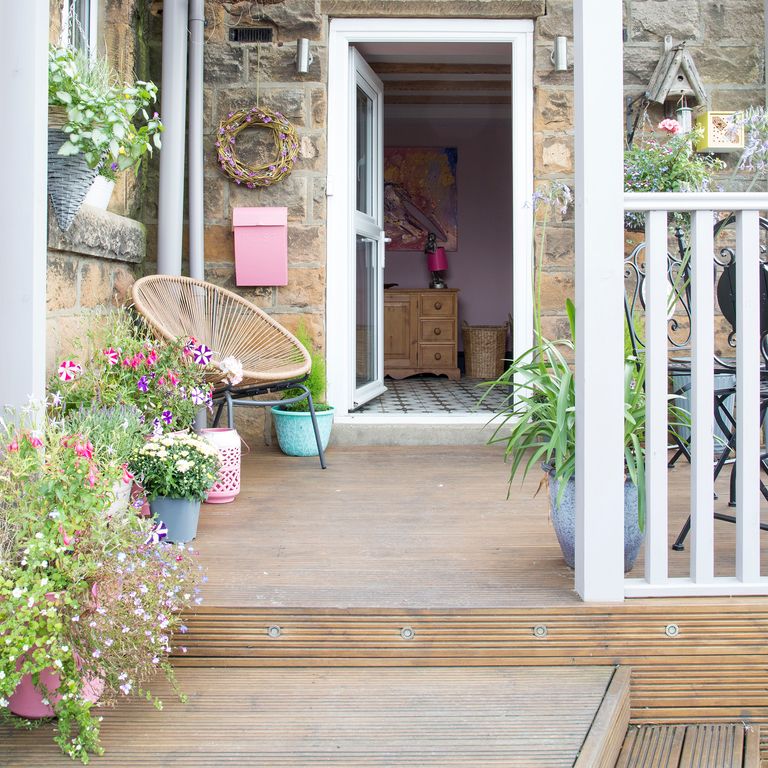 Deck railing ideas to give your decking a stylish edge | Ideal Home