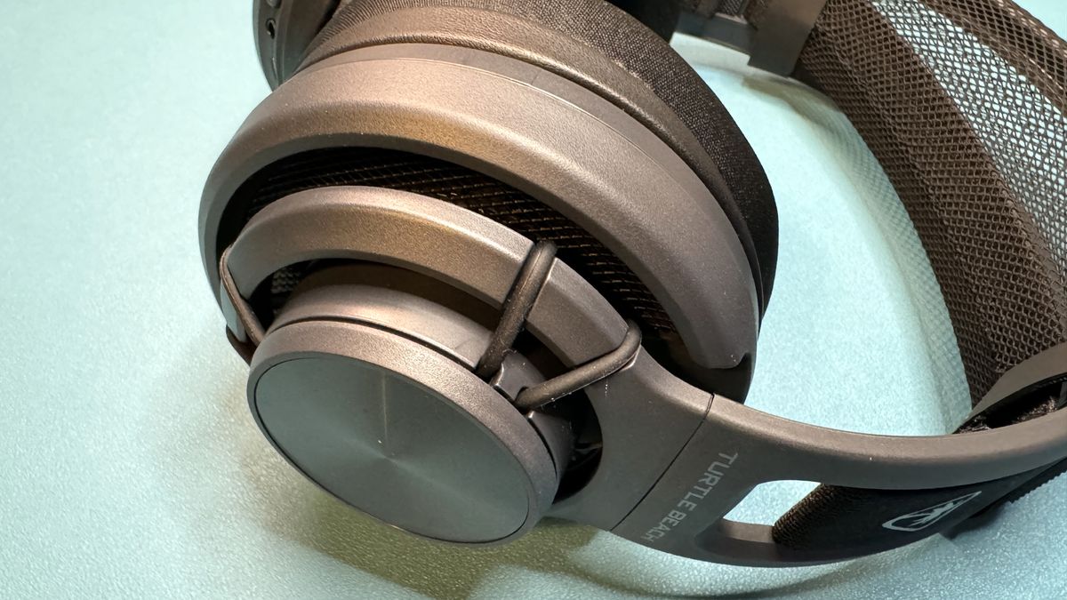 Turtle Beach Atlas Air Review: Feels like air, but sounds better | Tom ...