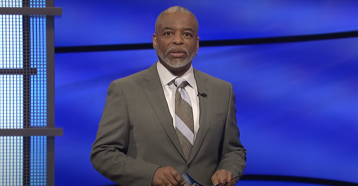 Jeopardy! contestant Patrick Pearce breaks the record for lowest score ...