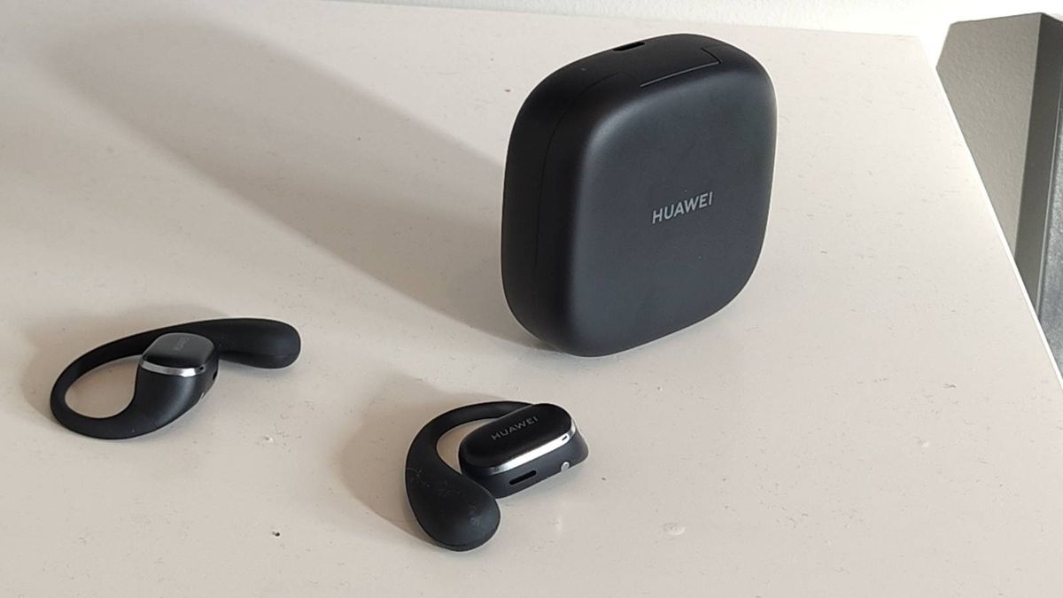 Need cheap earbuds right now? Here are the three best options I’ve ...