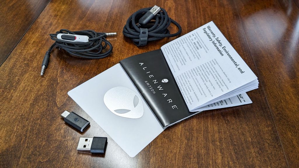 Review: Alienware 720H Dual-Mode Wireless Gaming Headset is almost ...