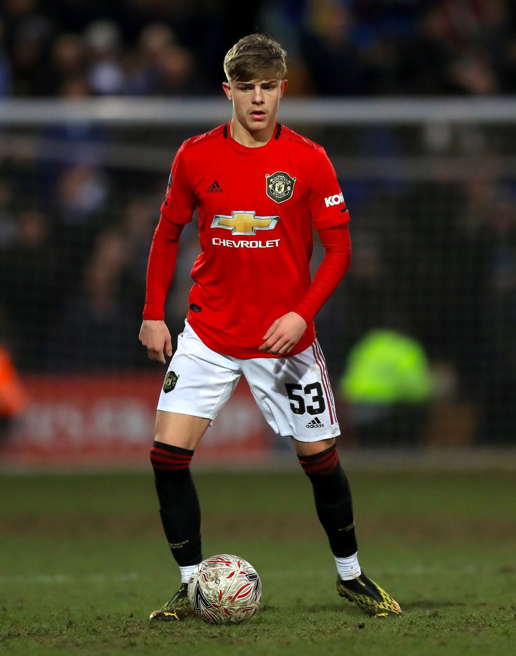 Brandon Williams signs new deal to stay at Manchester United until 2024 ...