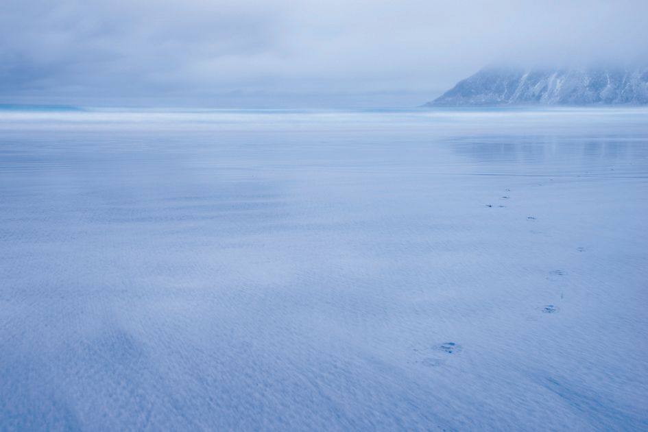 How to photograph the beach out of season for atmospheric wintry scenes ...