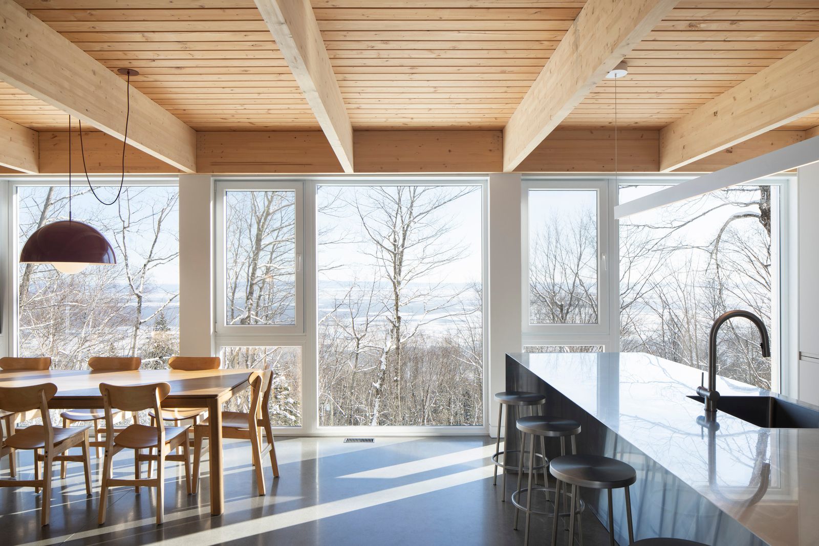 Canadian retreat Chez Leon mixes ski lodge and tree house | Wallpaper*
