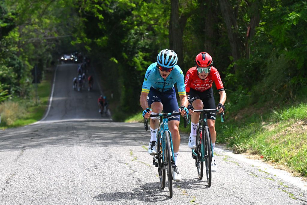 As it happened: Long-range break battle for the win in Fano on stage 12 ...