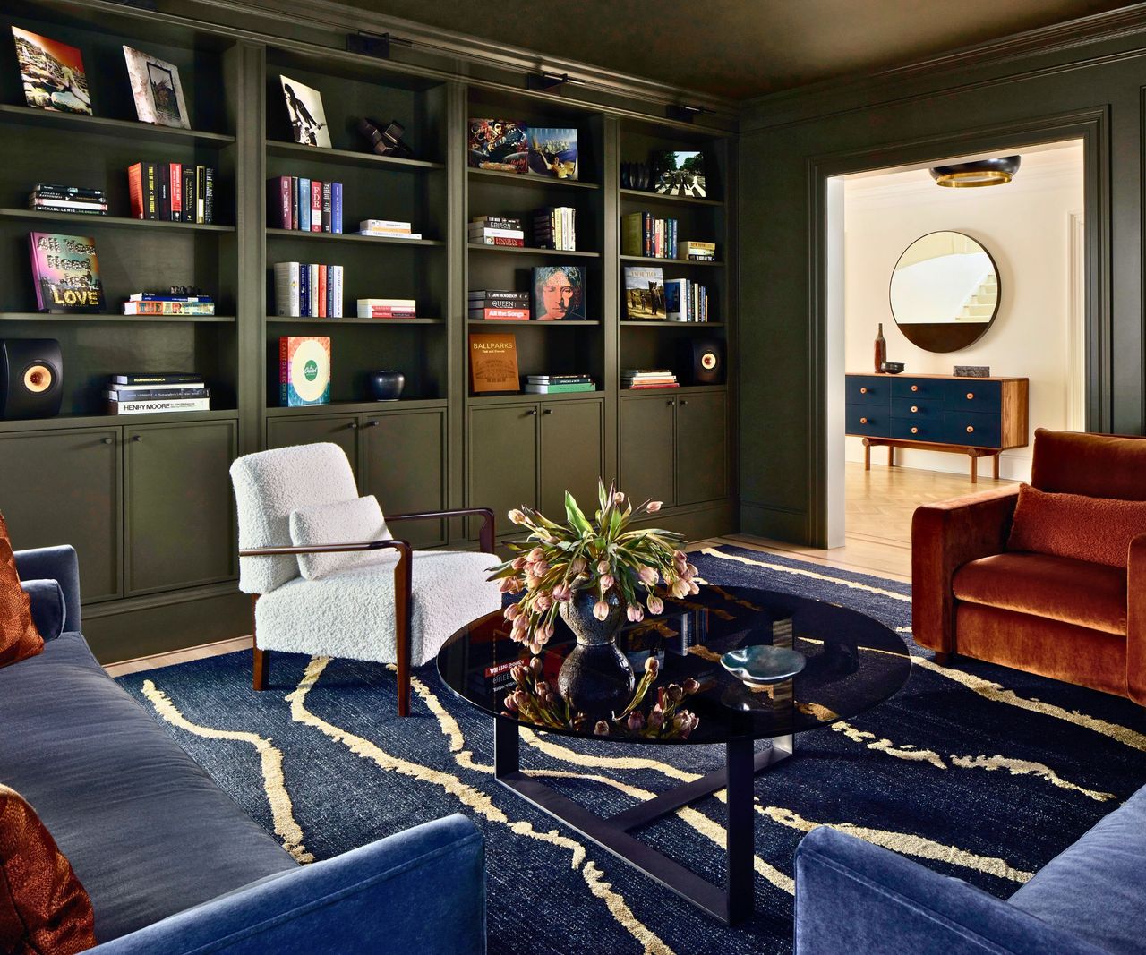 Rich colors and textured walls updated a dated NYC home | Homes and Gardens