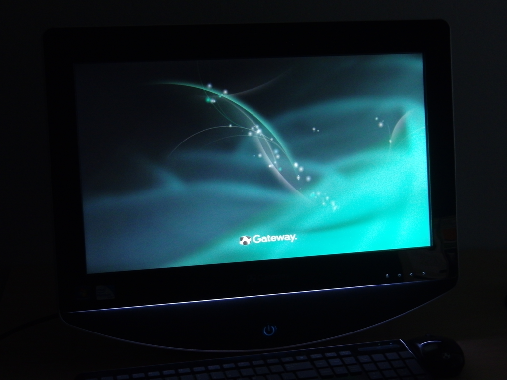 Gateway One ZX4931 (ZX4931-31e) - Touchscreen Computing: Gateway ZX4931 ...