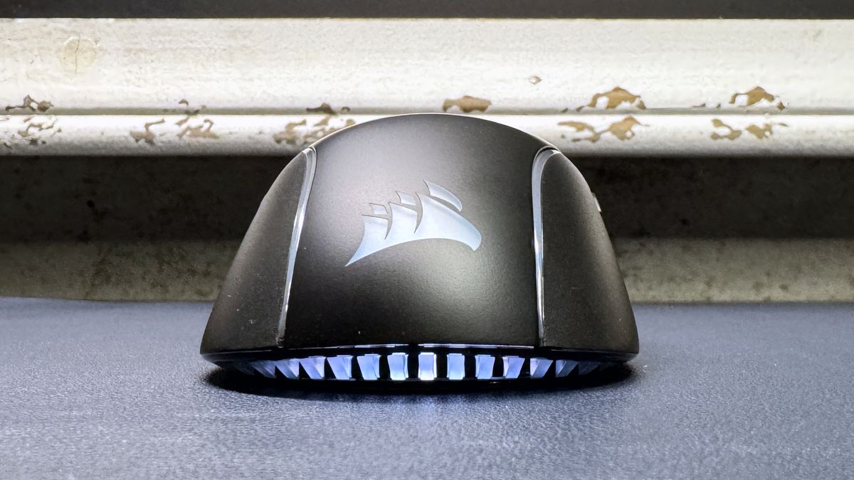 Corsair M75 Wireless Review: Buttons on both sides | Tom's Hardware