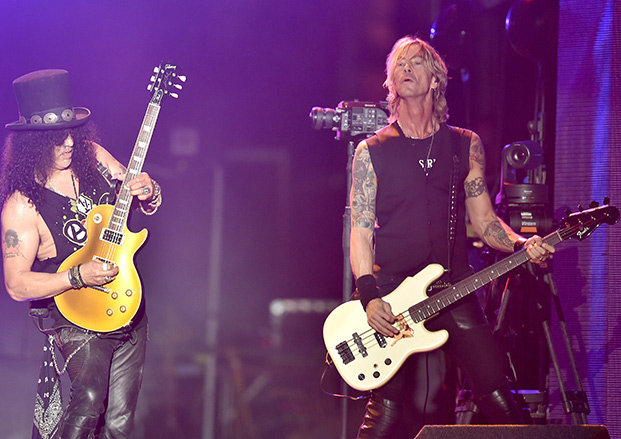Watch Guns N' Roses Perform Their First St. Louis Show Since the ...