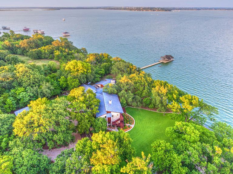 6 luxurious lake homes | The Week