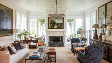 The statement piece: 10 impactful ways with statement pieces | Homes ...