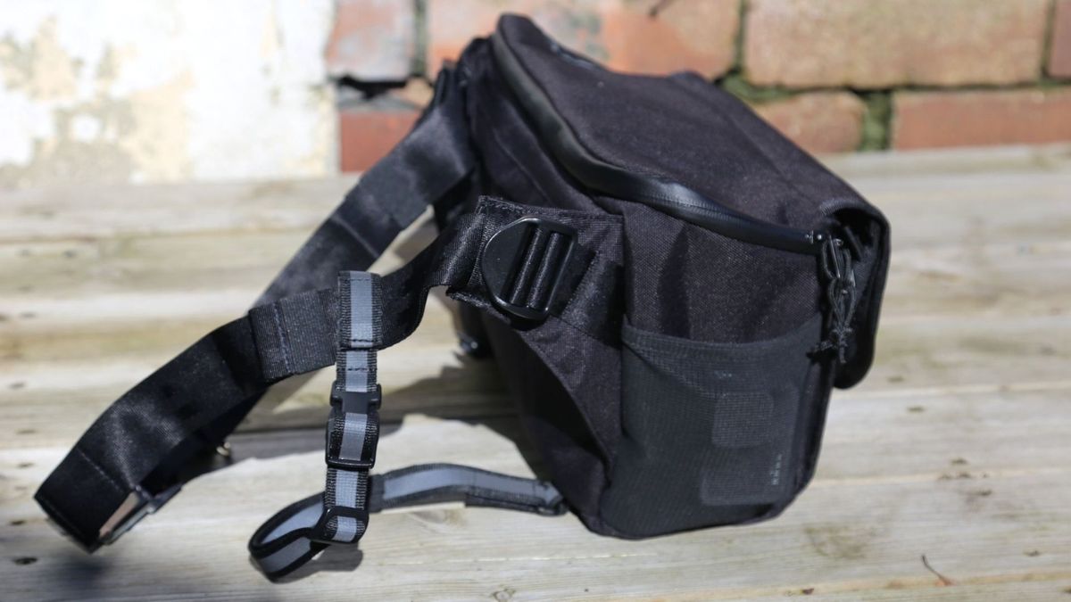 Chrome Niko 3.0 Camera Sling review | Digital Camera World