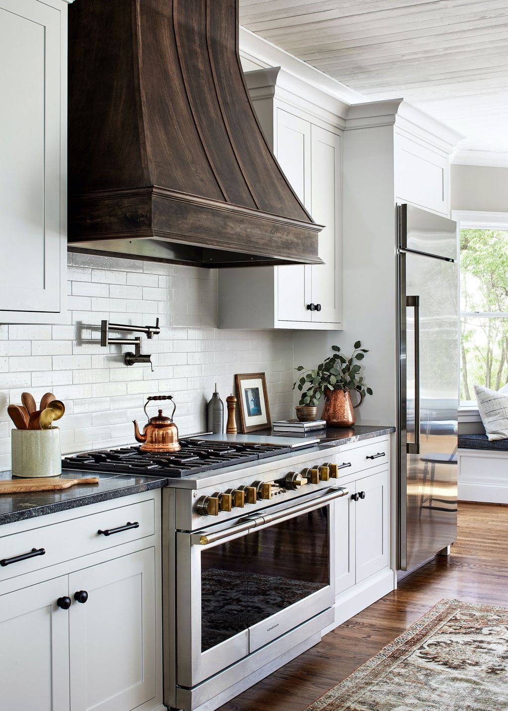 Outdated kitchen trends: 5 overdone looks to leave behind now | Homes ...