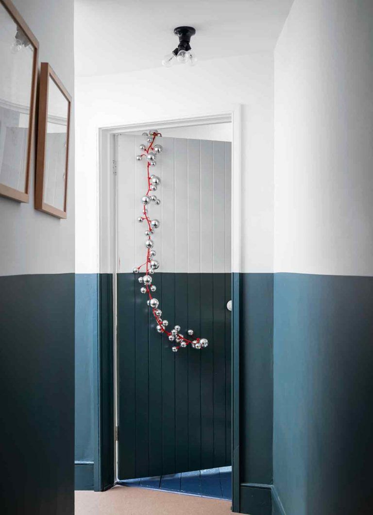 Navy Blue Walls: The Best Shades Of Navy Blue And Where To Use Them