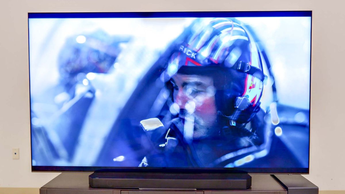 Samsung QN100B 98-inch Neo QLED TV hands on | Tom's Guide