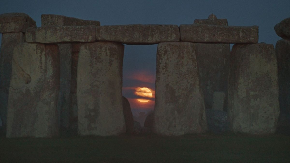 'Major lunar standstill' may reveal if Stonehenge is aligned with the ...