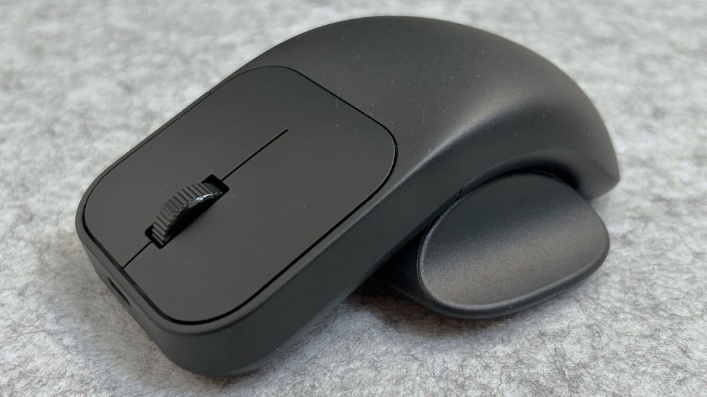 Hands-on with Microsoft's awesome new Adaptive Mouse and Button ...