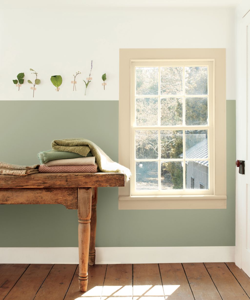 How to paint a room: expert tips for a professional finish | Homes and ...