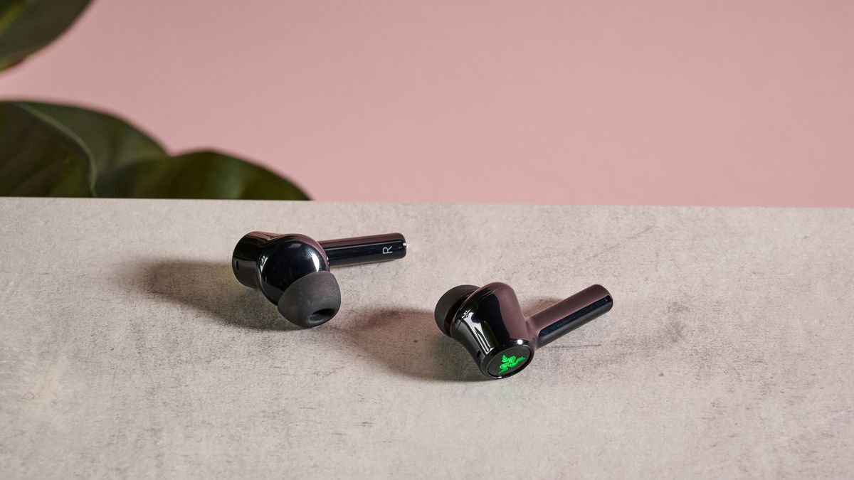 Razer Hammerhead Pro HyperSpeed review: stylish gaming earbuds priced ...