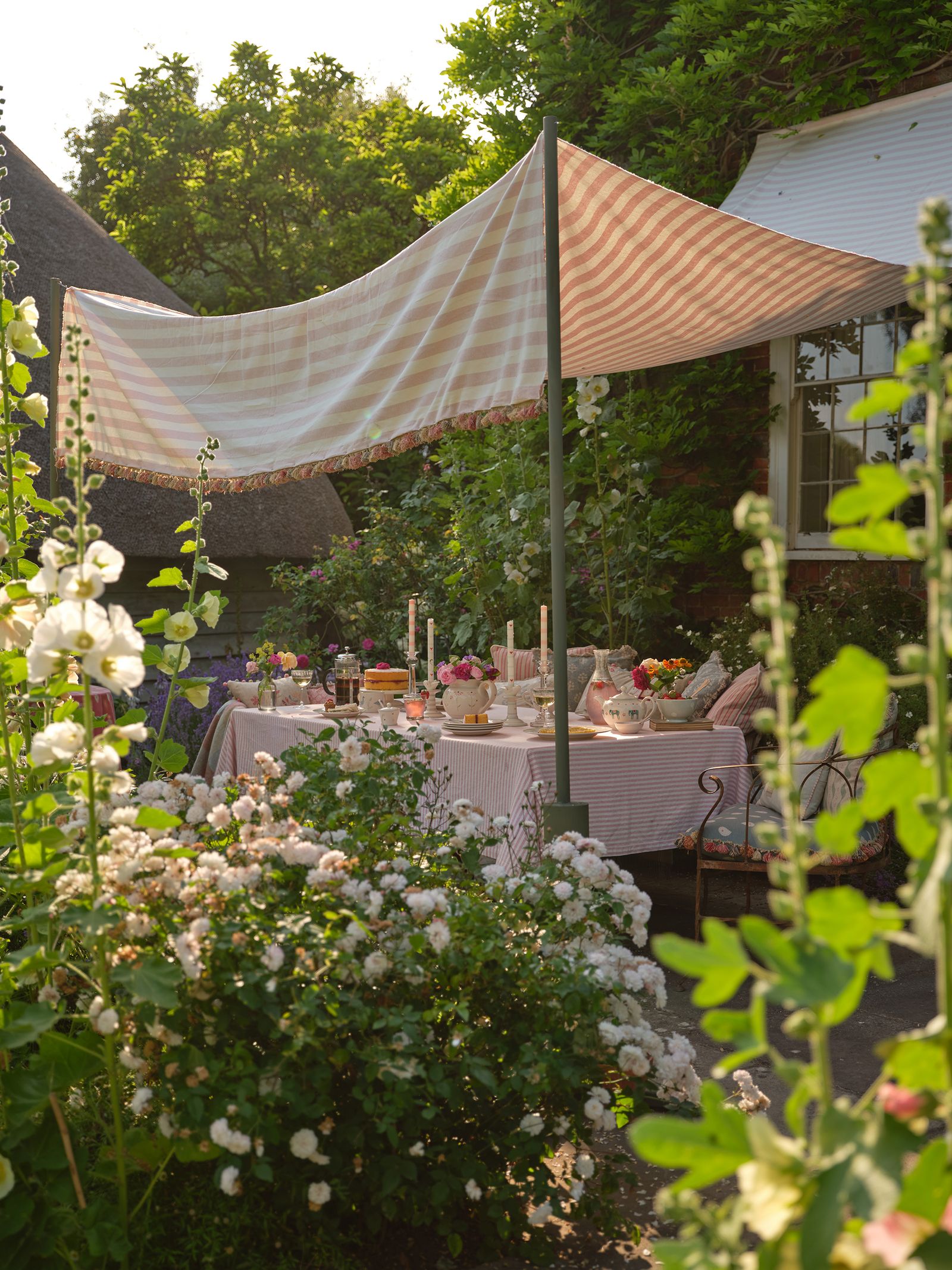 9 outdoor dining ideas for a magical al fresco setting | Homes and Gardens