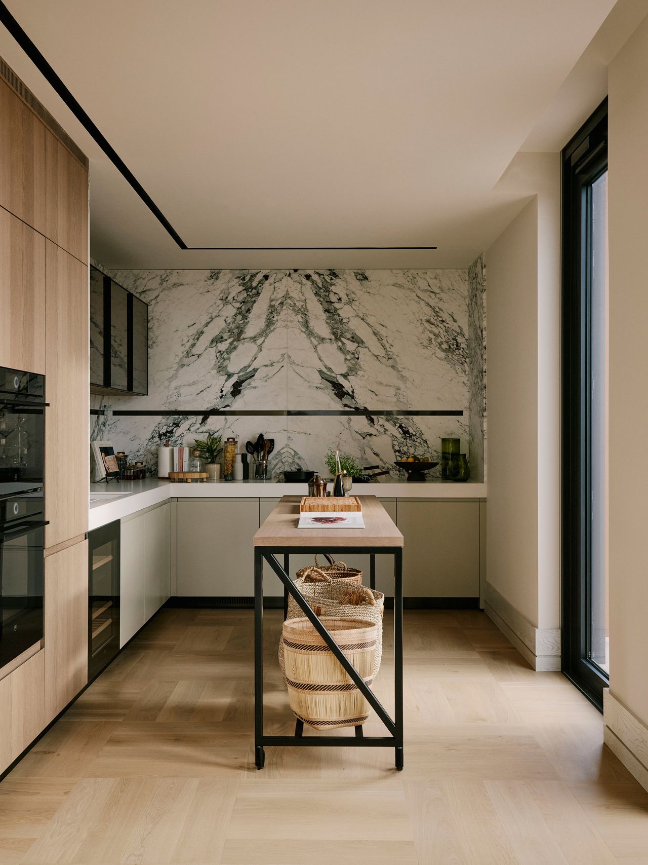 Open vs closed kitchens – which floorplan is really better ? | Livingetc