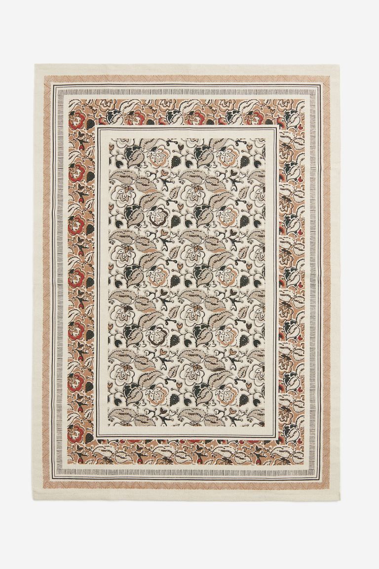 12 H&M Home Rugs That Look Expensive - Editor-Approved Picks | Livingetc