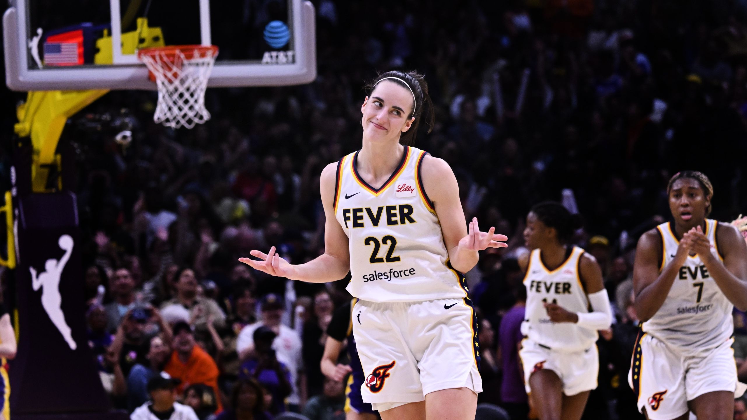 Caitlin Clark-Cameron Brink WNBA Matchup Draws 724,000 Viewers | Next ...