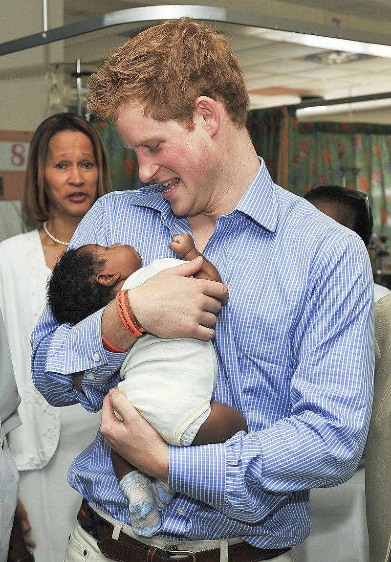 62 Photos of Prince Harry With Kids That Prove He Was Meant to Be a Dad ...