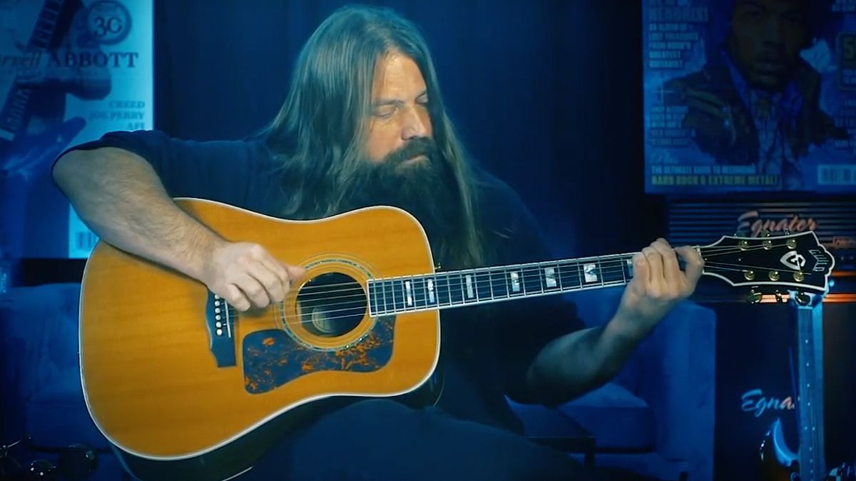 Behold Mark Morton's impeccable fingerstyle technique in this ...