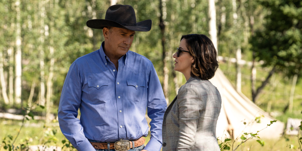 Yellowstone: How John Dutton’s Romantic Relationship Could Affect ...