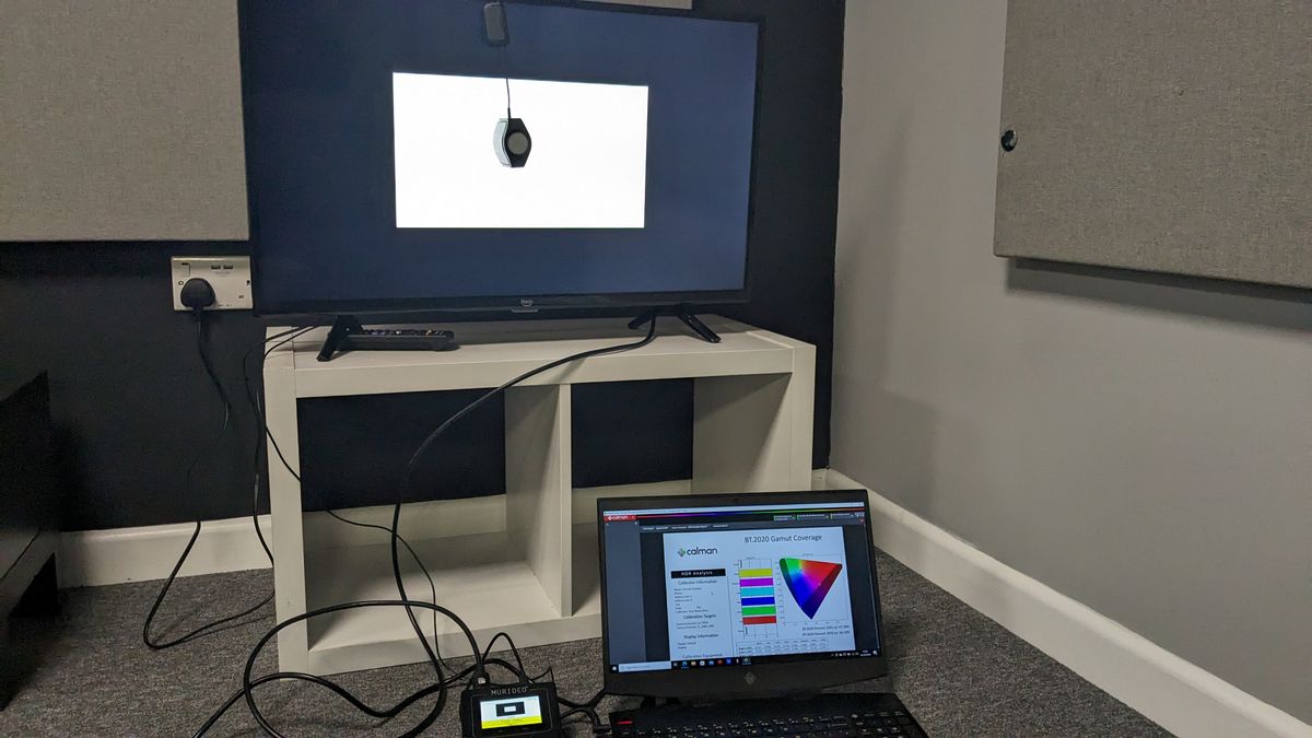 Amazon Fire TV 32-inch 2-series TV review: a small TV that gives great ...