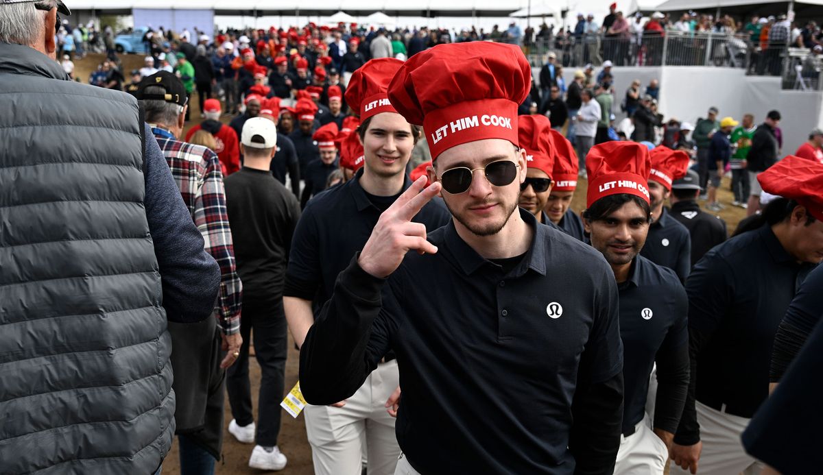 Min Woo Lee Followed By Crowd Of Chefs At Wm Phoenix Open Golf Monthly