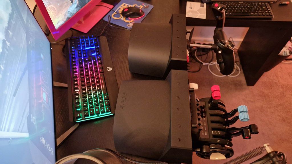 Honeycomb Alpha XPC and Bravo Review: "Made me feel like I should be ...