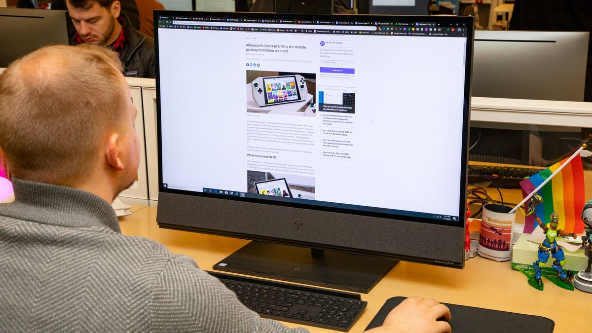 HP Envy 32 AiO review | Laptop Mag