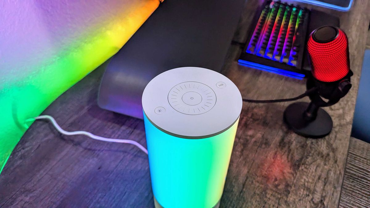 Razer Gamer Room review: Somehow creating the best smart home lights ...