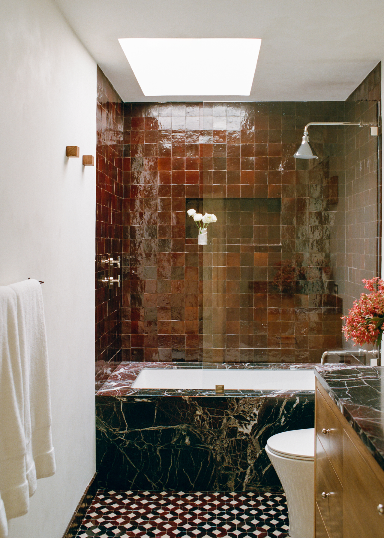 5 Bathroom Tiling Mistakes to Avoid | Livingetc