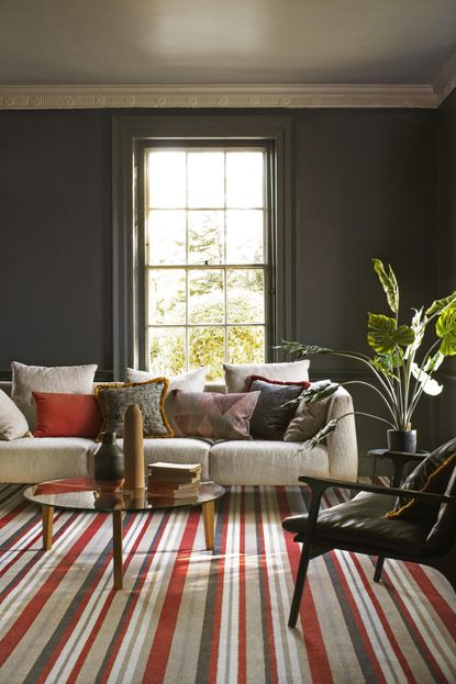 5 living room carpet ideas to cozy up your home for fall | Real Homes