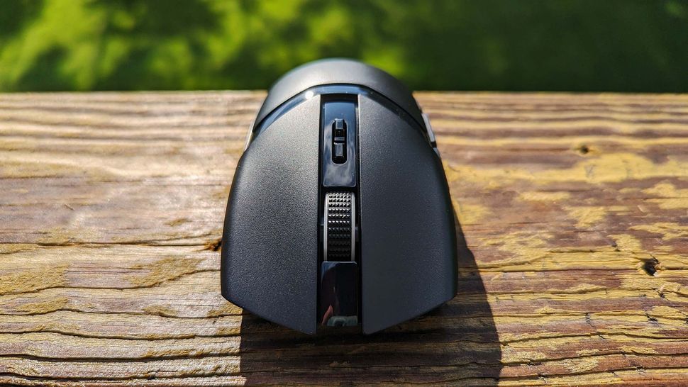 Razer Cobra Pro review: Speed, frills, and less bloat | Windows Central